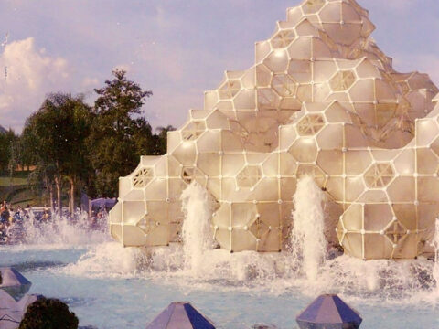 Exploring the Other Water Features in the Imagination Pavilion ...